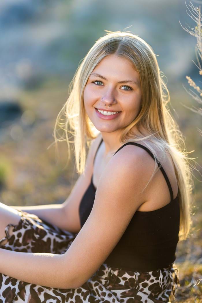 Boise High Senior Portraits Regan Bradly Bennison Photography